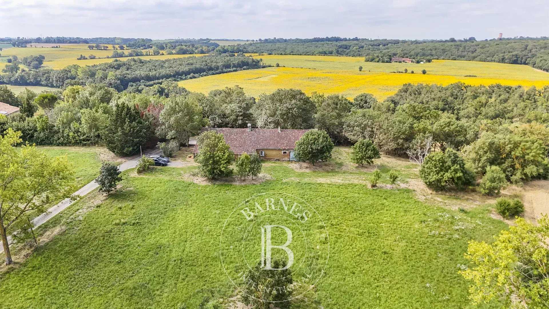 Maison à vendre 5 Pièces 279 m2 Gauré Lauragais - 410 000