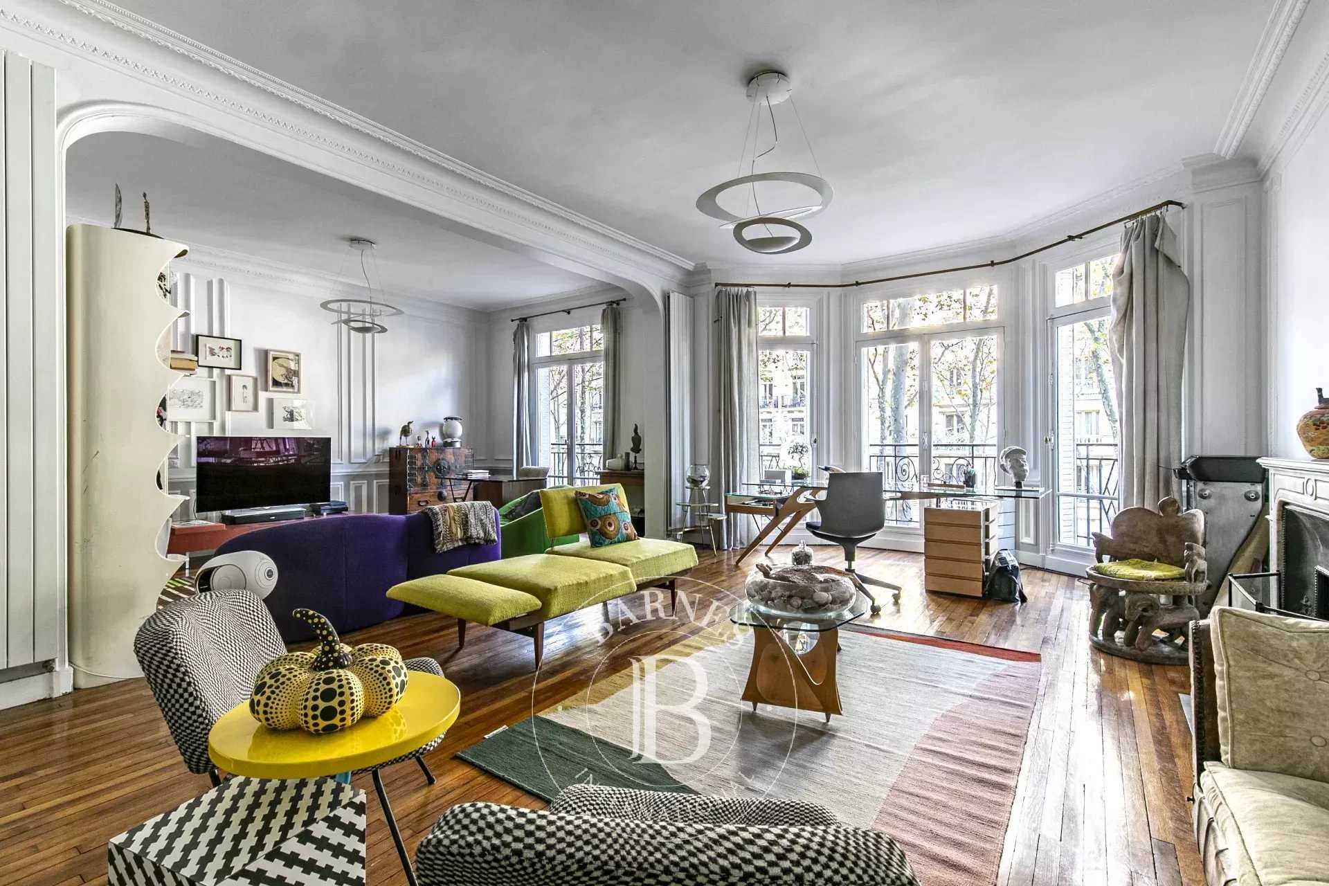 Appartement à vendre 6 Pièces 191 m2 Paris 15 Necker - 2 470 000